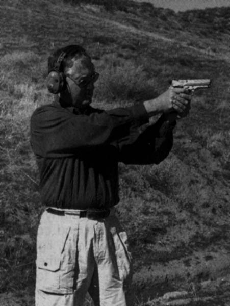 Weaver stance/grip Picture Archive